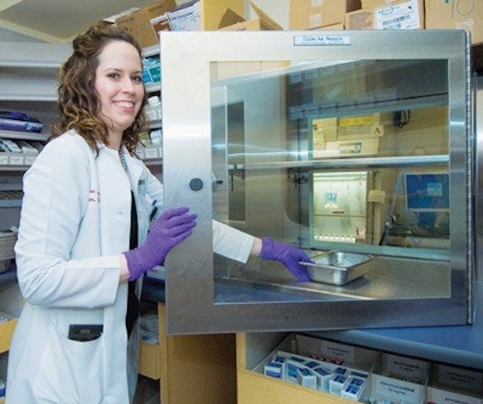 Cleanroom System Components: How To Select a Pass-Thru Airlock | Pharma ...